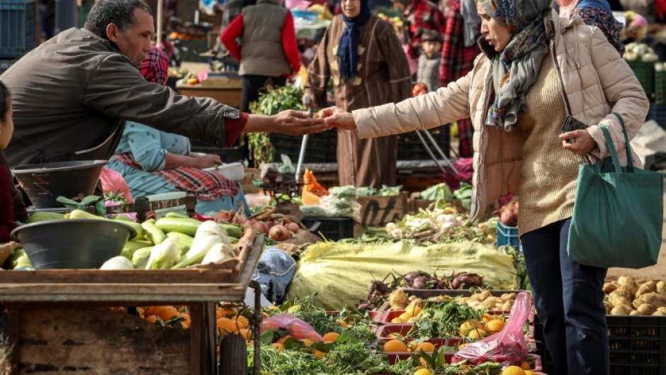 Soaring prices pressure Morocco's agriculture model - eNCA