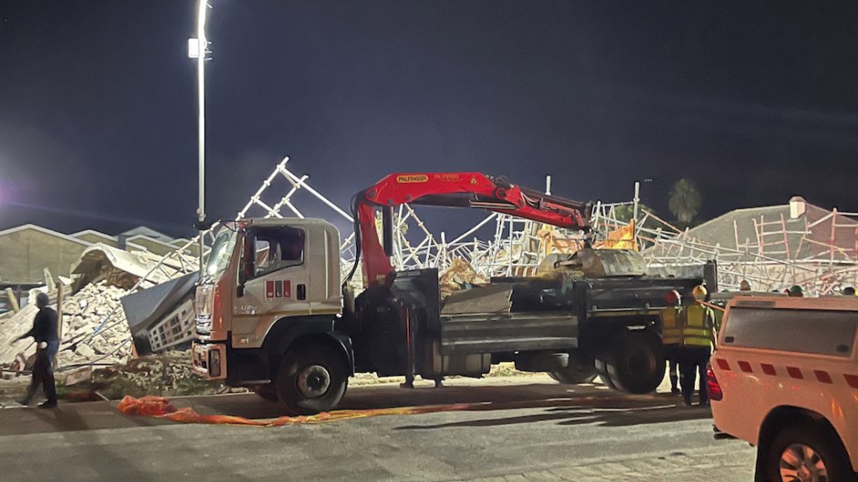 Death toll in George building collapse rises - eNCA