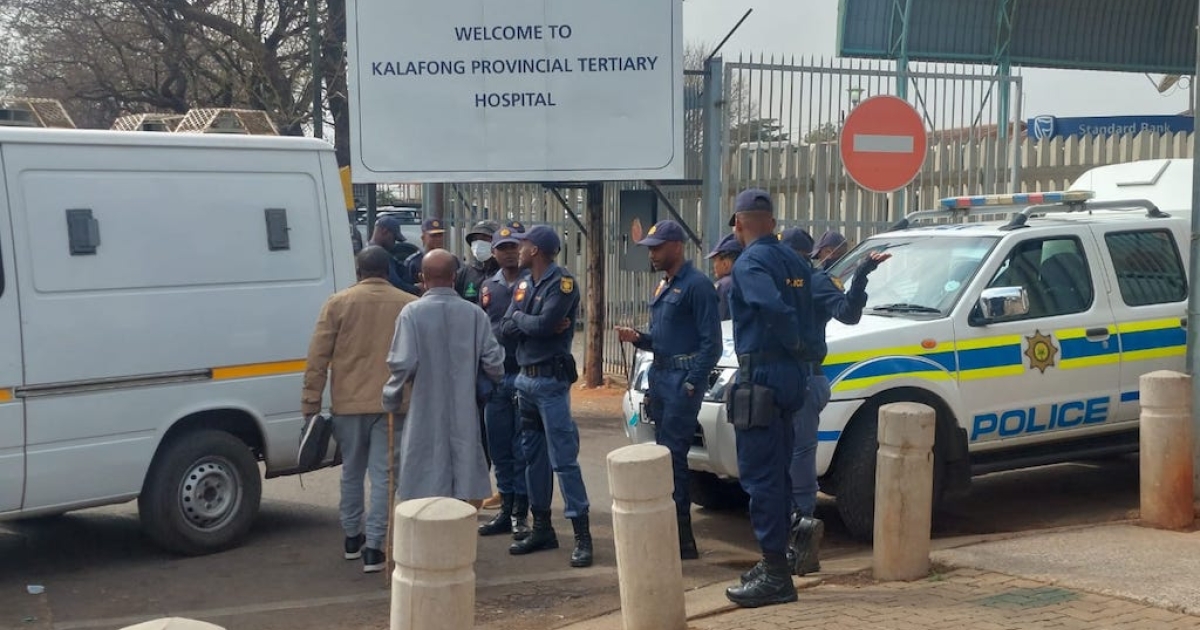 Health Minister visits Kalafong Hospital | eNCA