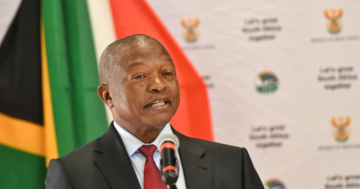 Mabuza: Dignity of traditional leaders must be restored | eNCA