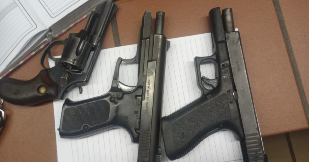 Crime in SA | Hundreds of unlicenced firearms seized in Gauteng | eNCA