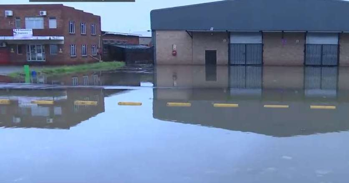 Newcastle flooding | Floods caused by heavy rains | eNCA