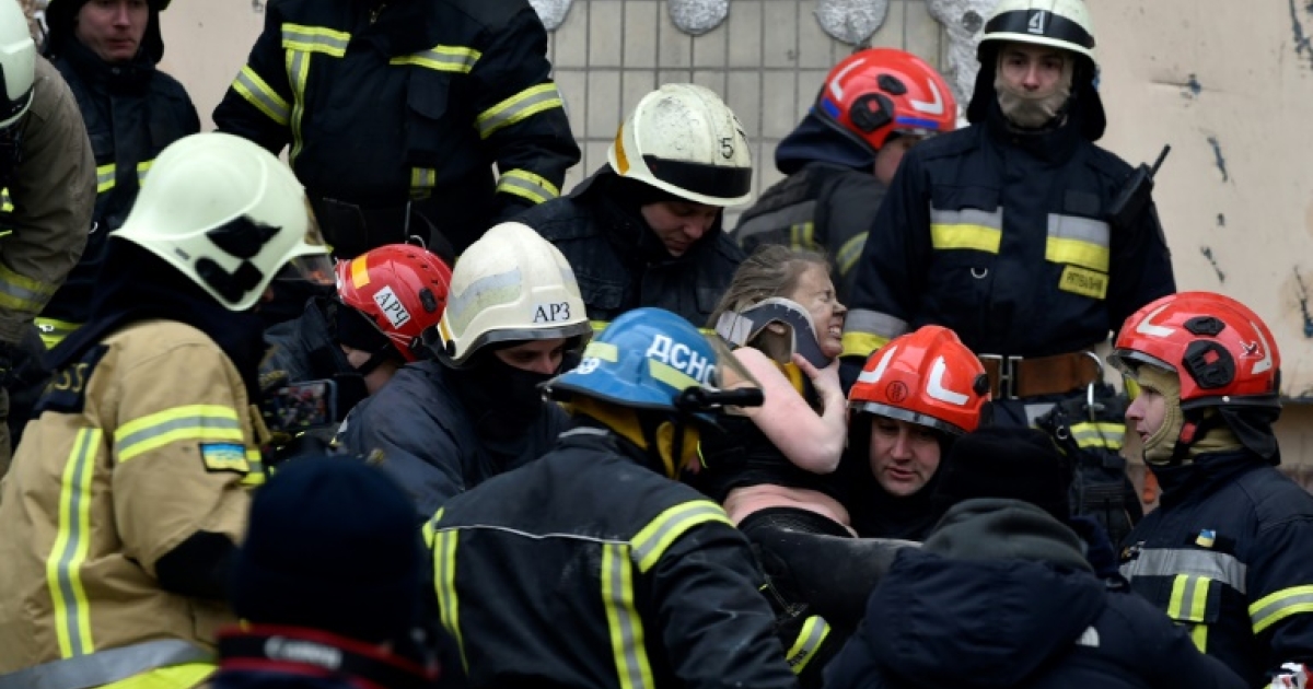 NATO hints at more heavy weapons for Ukraine | eNCA
