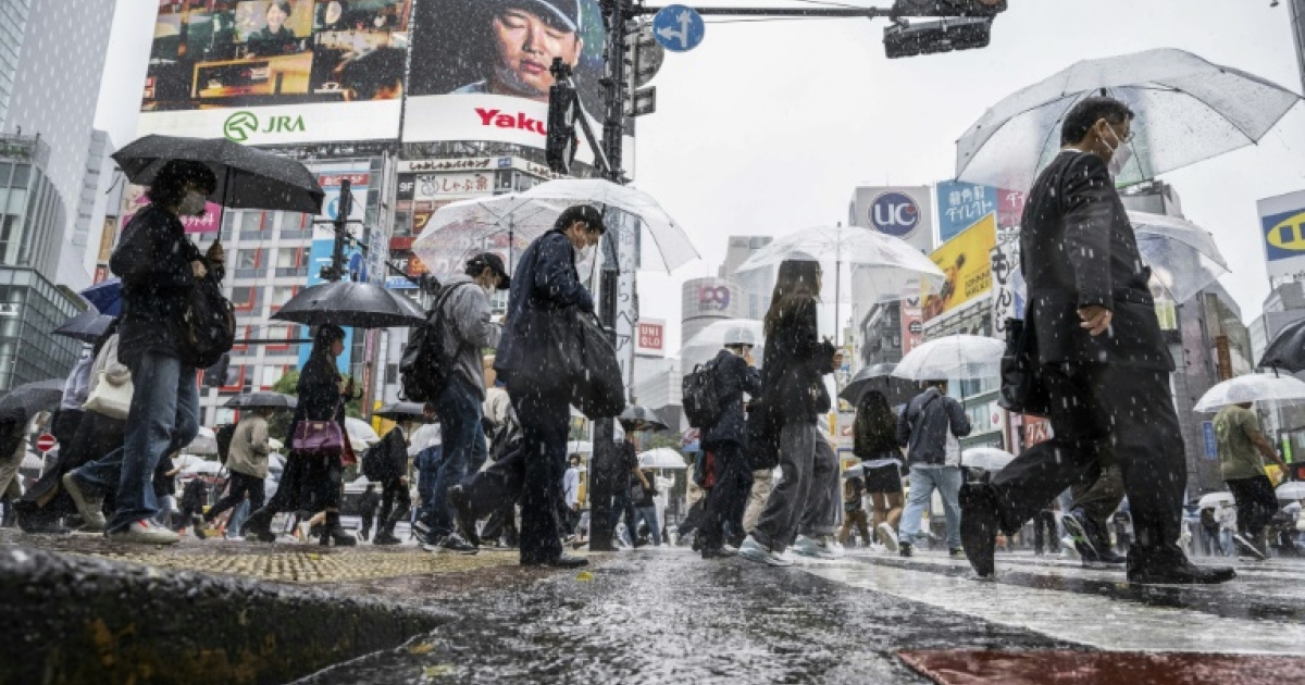 Heavy rain triggers evacuation warnings in Japan | eNCA