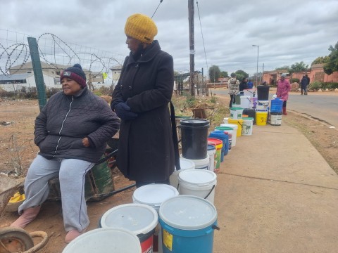 Anger growing over dry taps in Tshwane - eNCA