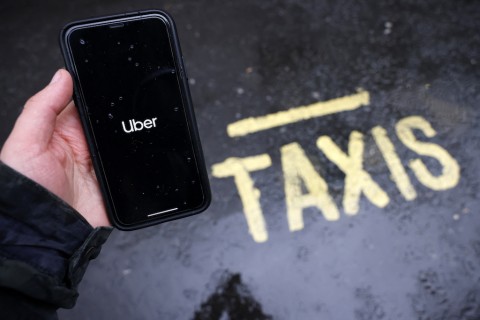 Temporary agreement reached between e-hailing drivers, minibus taxi ...