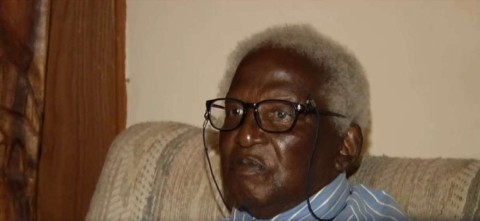 Renowned photographer Peter Magubane has passed away - eNCA