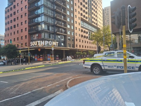 Police launch manhunt for Braamfontein shooting suspects - eNCA
