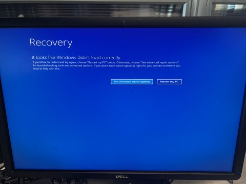 'Large-scale' IT outage hits companies worldwide - eNCA