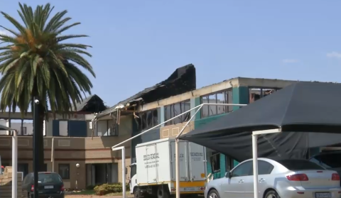 WATCH | Body found under rubble after Midrand fire - eNCA
