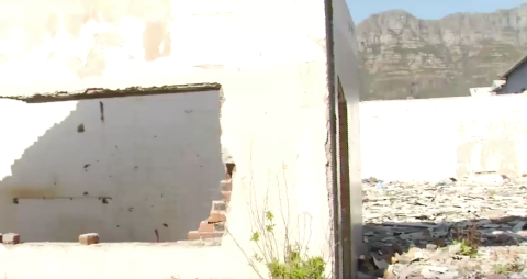 City of Cape Town tackles hijacked buildings - eNCA