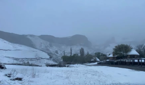 Snow brings transportation to a halt on the N3 - eNCA