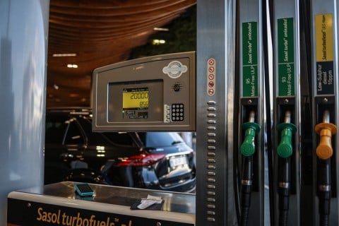 Fuel prices set to level off next week - eNCA