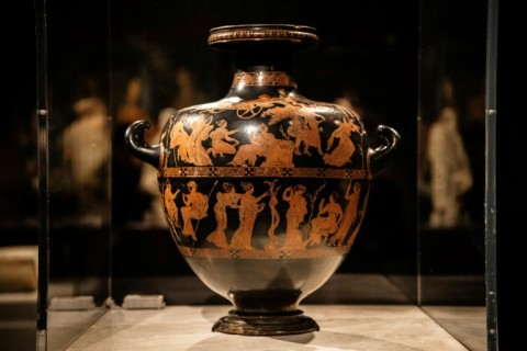 Greece showcases British Museum vase in rare loan - eNCA