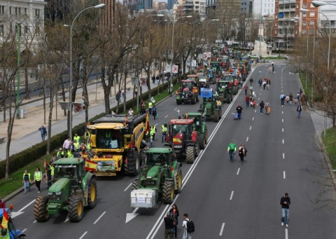 Spanish farmers stage fresh protests in Madrid - eNCA