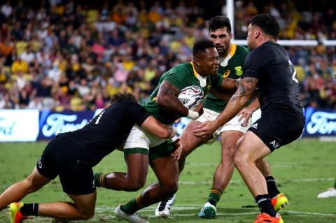 El campeón mundial de los Springboks, Nkosi, recibió una sanción por ...