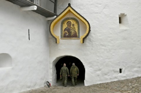'Victory' or 'peace': Russian Orthodox believers question Church's war ...