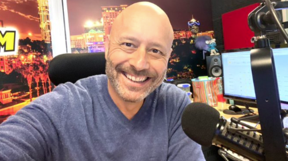 Radio personality Mark Pilgrim passes away aged 53 | eNCA