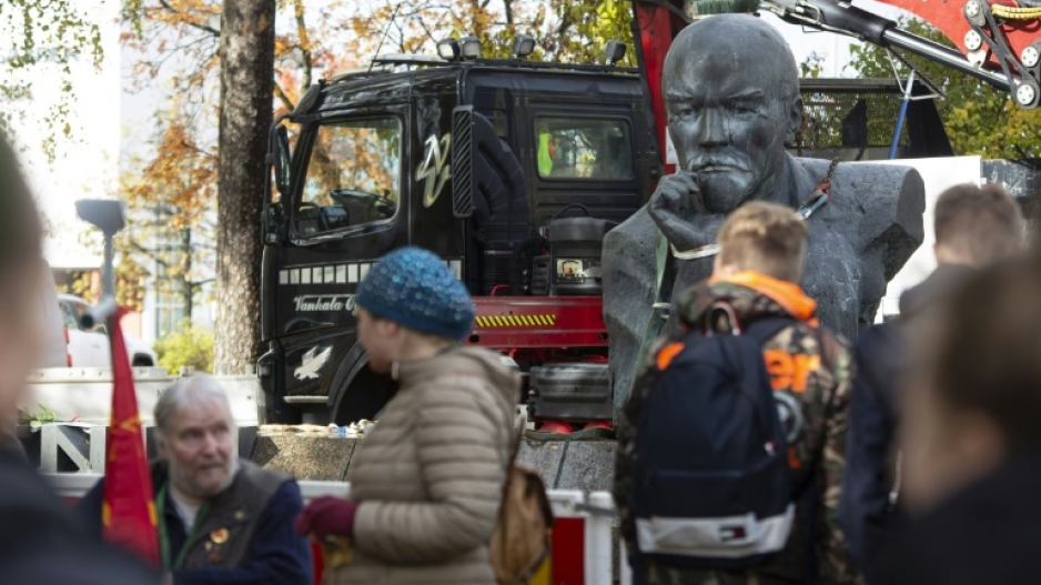 'Good Bye, Lenin!' Finland ditches last statue of Soviet leader | eNCA