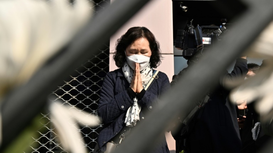 Grief, prayers and anger at South Korea crowd crush memorial | eNCA