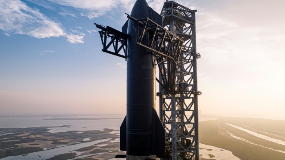 SpaceX Starship, world's biggest rocket, set for first test flight | eNCA
