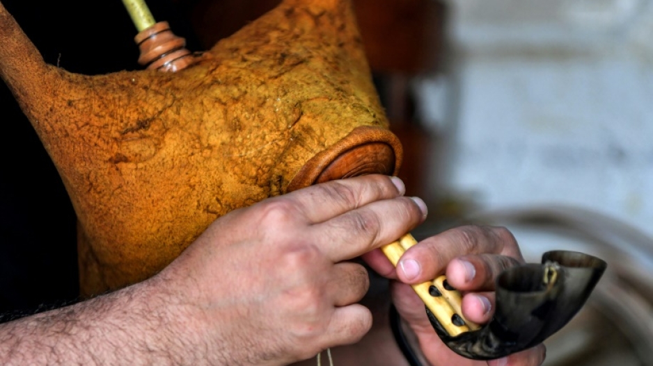 New life breathed into Tunisia's bagpipes | eNCA